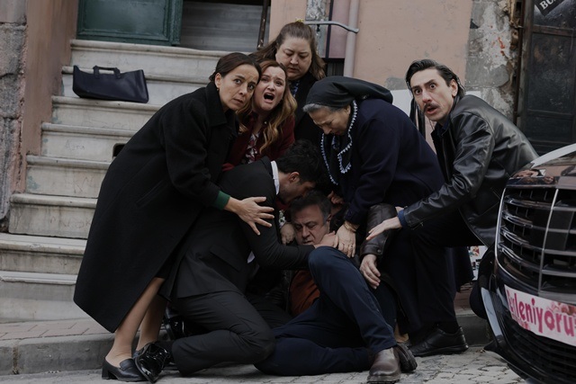 Sahipsizler episode 42 english subtitles - TurkFans.net